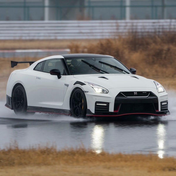 Nissan GT-R NISMO 2020